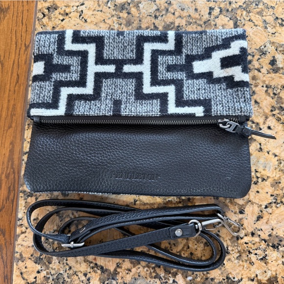 Pendleton | Bags | Pendleton Rock Point Kiva Steps Pattern Foldover ...